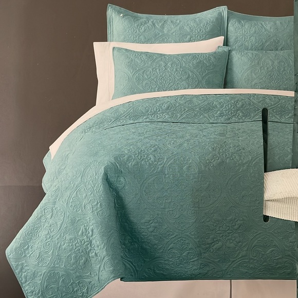 Home Expressions | Bedding | Home Expressions Harper Quilt King Size In ...